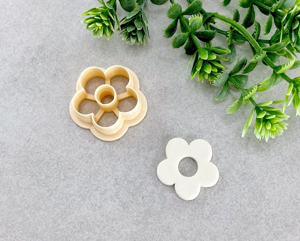 5-Petal Daisy Donut Clay Cutter – Floral Craft Tool – BabylonCutters