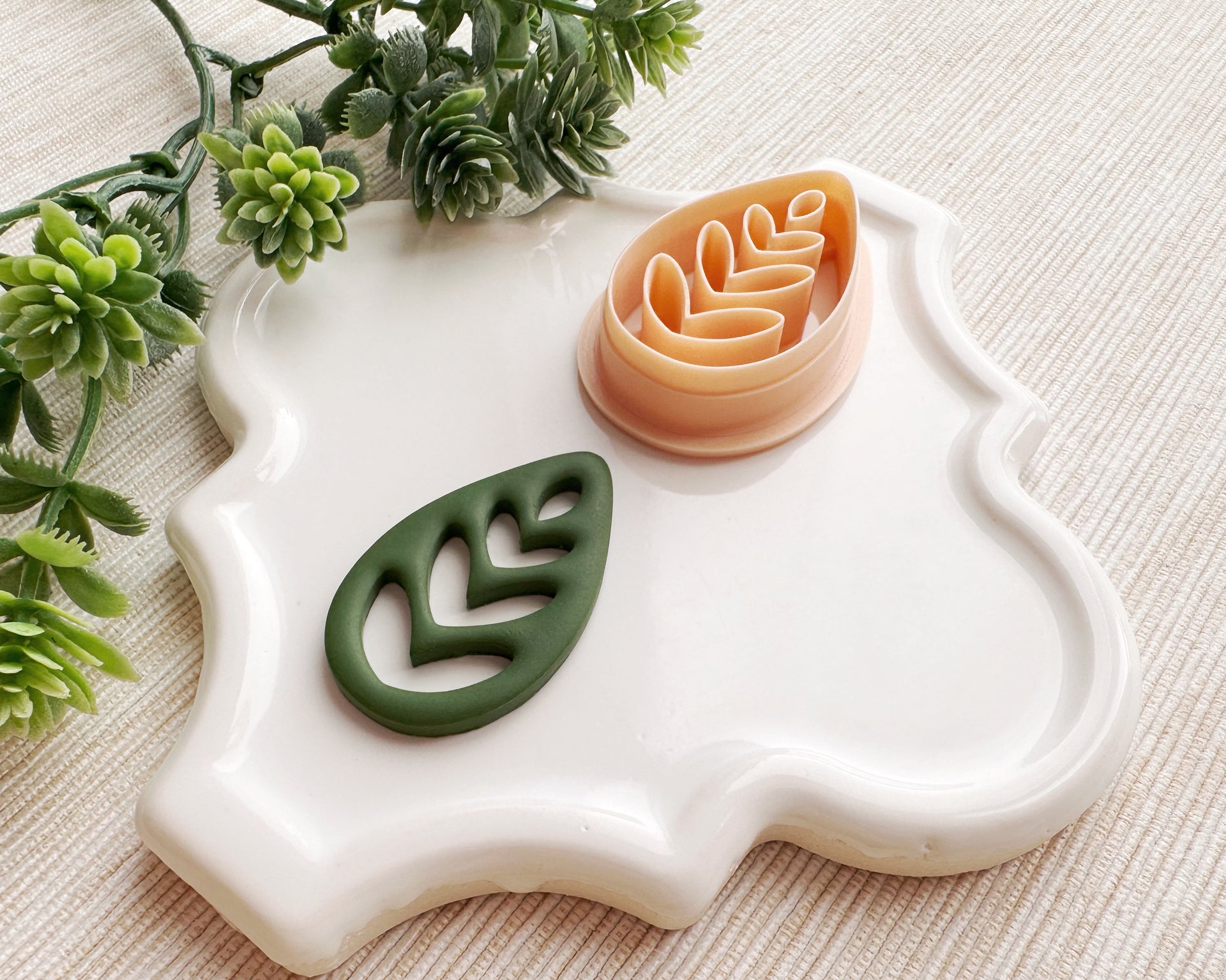 Leaf Cutout Spring Clay Cutter - Spring 2023 – BabylonCutters